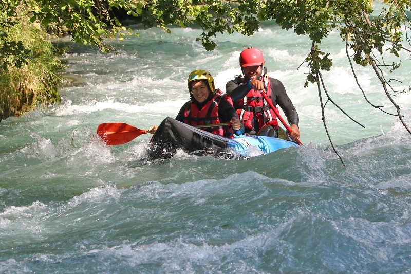 Introduction to canoe-rafting - Activity, Service Summer - La Rosière ...